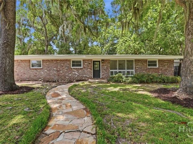 318 Briarcliff Cir, Savannah, GA 31419