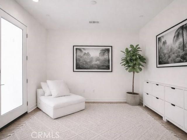 318 Bridgewater Way, Unit 7, Gardena, CA 90247 | Compass