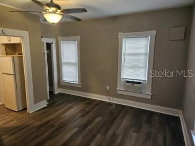 318 E Tarpon Ave, Unit 4, Tarpon Springs, FL 34689 | MLS #TB8497 | Compass