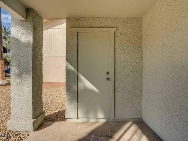 318 E Vine Cir, Unit 201, Mesa, AZ 85210 | MLS #6954 | Compass