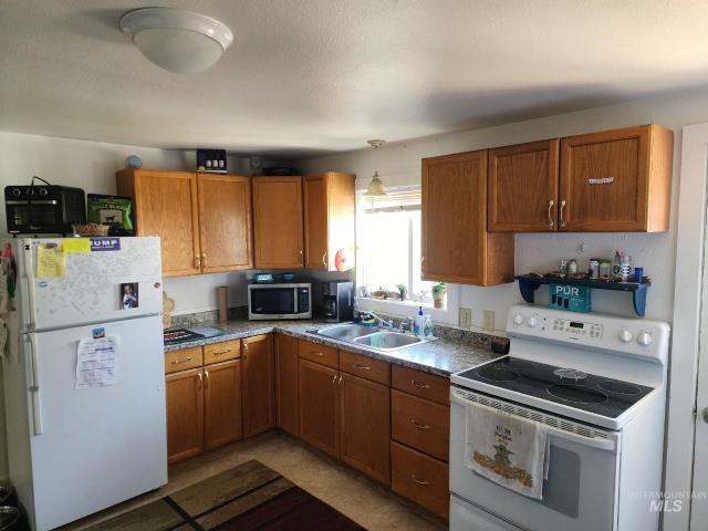 318 E Camas Ave