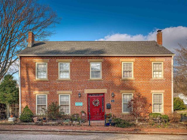 318 E Main Street
