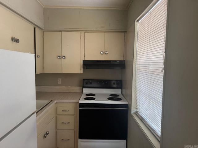 318 E Purdon