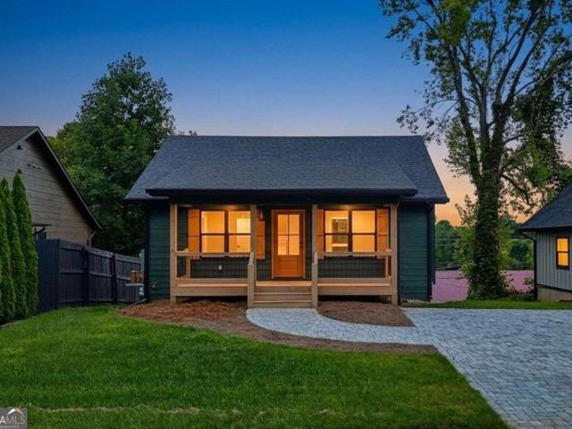 318 E Second St, Blue Ridge, GA 30513