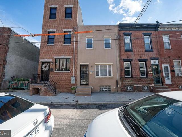 318 Emily St, Philadelphia, PA 19148