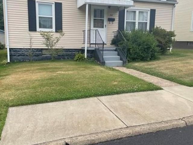 318 First St, Glen Dale, WV 26038