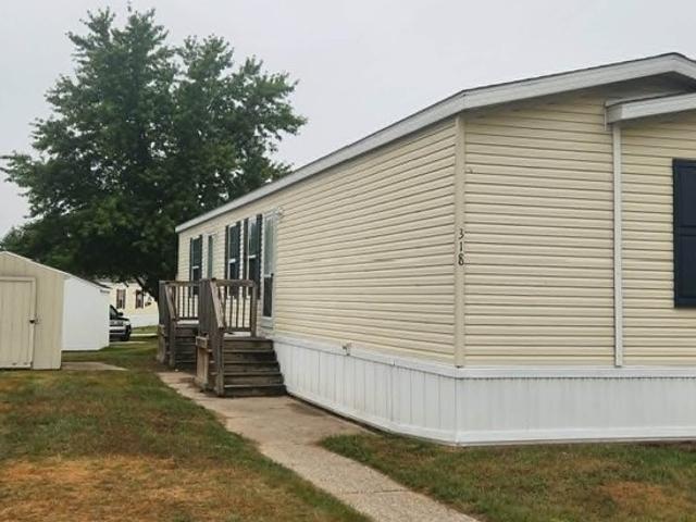 318 Kennedy Ct, Davison, MI 48423