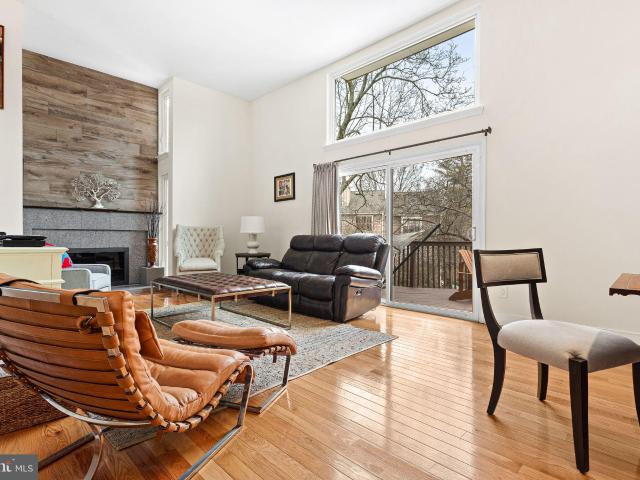 318 Kings Croft Dr, Cherry Hill, NJ 08034 | MLS #NJCD2111 | Compass