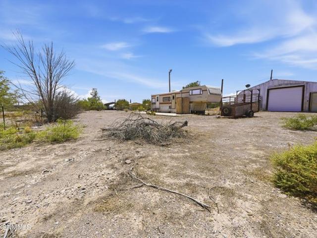 318 Hall Rd, Arrey, NM 87930