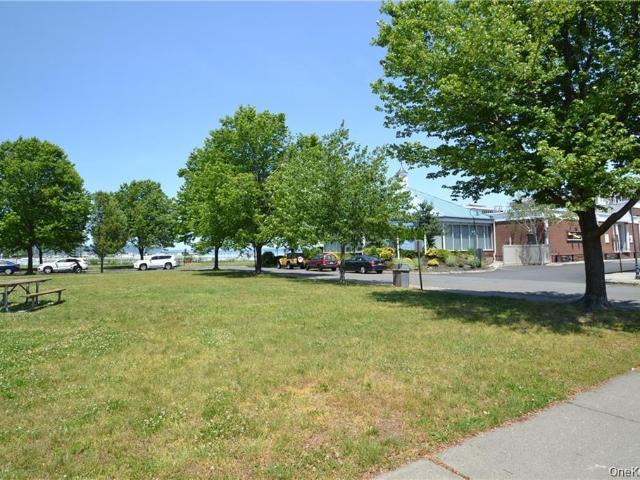 318 Harbor Cove 318