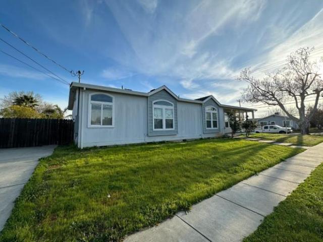 318 Hickory St, Roseville, CA 95678