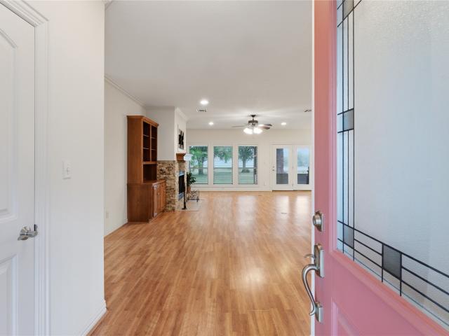 318 Jamestown Road