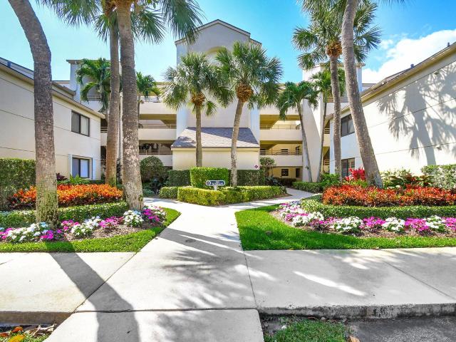 318 Oak Harbour Dr, Unit 318, Juno Beach, FL 33408 | MLS #R11133