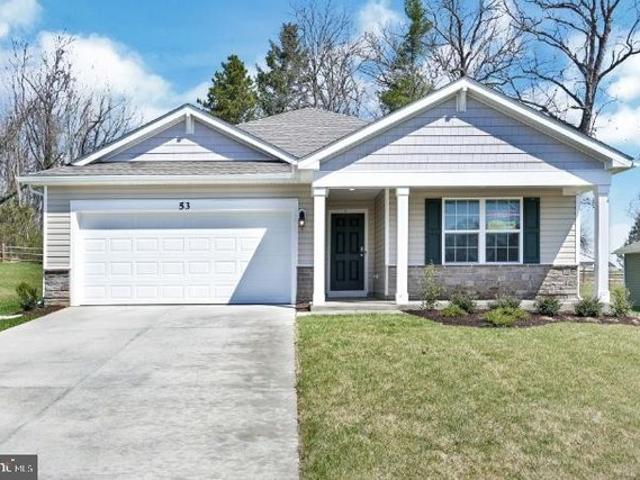 318 Orpington Dr, Martinsburg, WV 25403