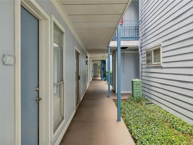 318 Lake Marina Dr Unit 115, New Orleans, LA 70124