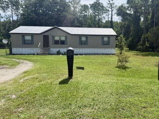318 Lakeshore Dr, Georgetown, FL 32139