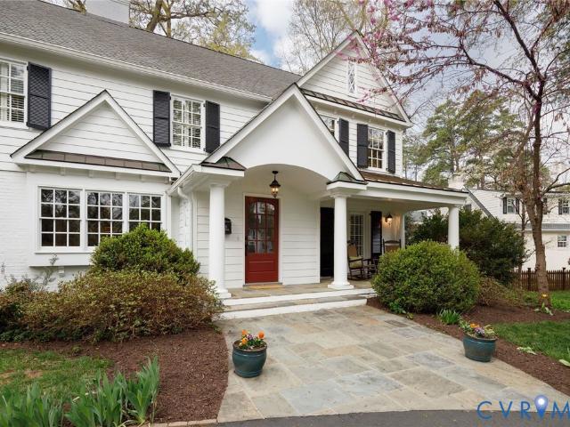 318 Lakewood Drive