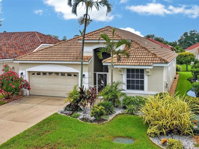 318 Langholm Dr, Venice, FL 34293