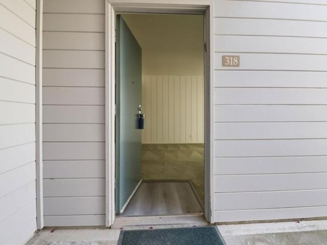 318 Larkspur Plaza Dr, Larkspur, CA 94939