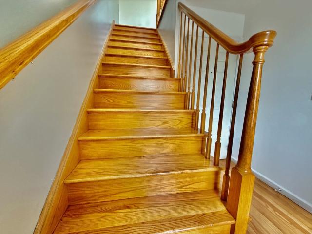 318 Linden Ave # 2