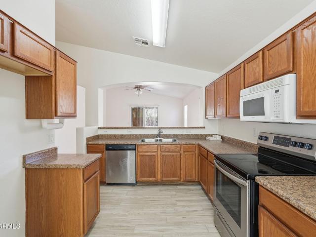 318 N 21ST Circle