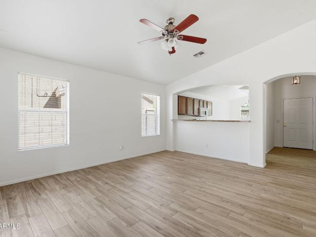 318 N 21ST Circle