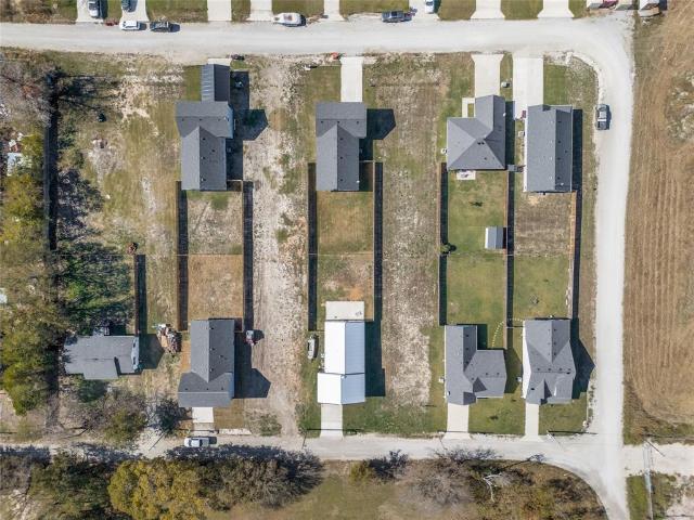 318 N Helton St, Randolph, TX 75475 | MLS #21126 | Compass