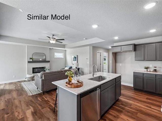 318 NE Chalet St, Elkhart, IA 50073