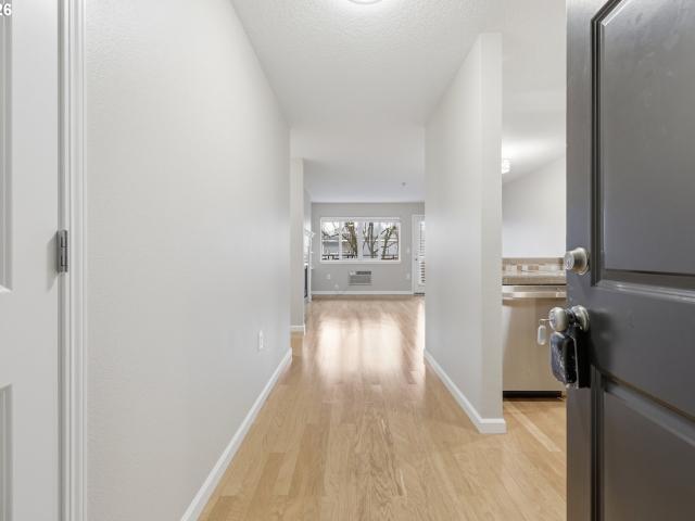 318 ne roberts ave # 203