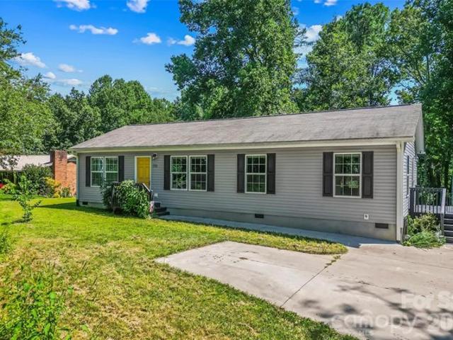 318 Souther Rd, Fletcher, NC 28732
