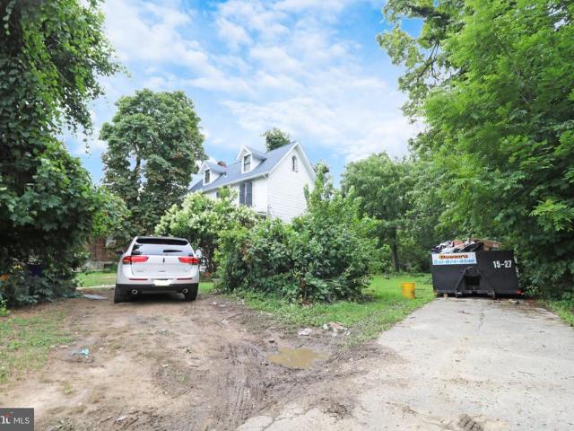 318 Sharon Avenue