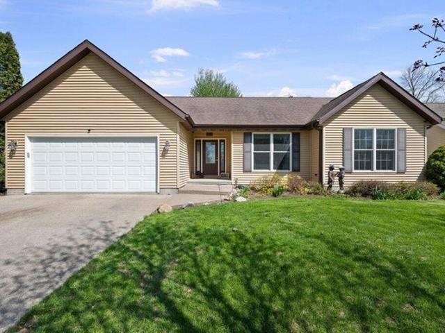 318 Sycamore St, Wilton, IA 52778