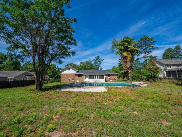 318 Rollingwood
