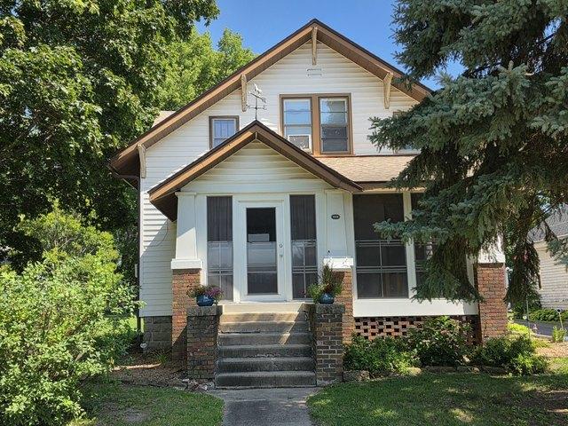 318 W 3rd St, Prophetstown, IL 61277