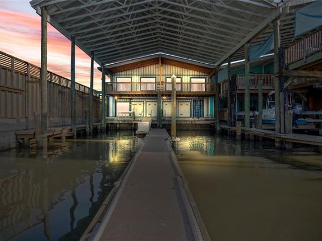318 W Cotter Ave Unit 2, Port Aransas, TX 78373