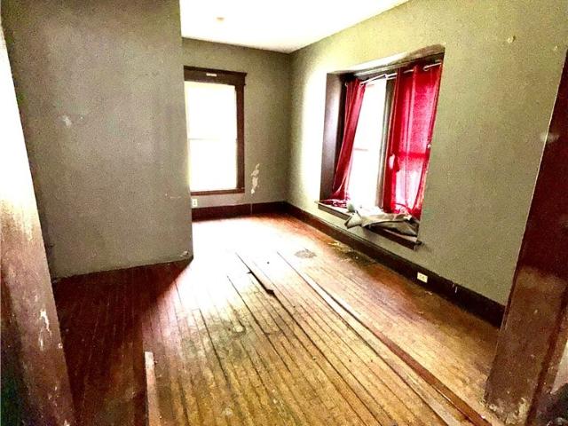 318 W Pleasant Avenue