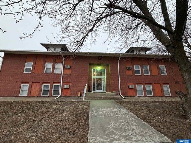 318 Walnut St, Pleasant Dale, NE 68423