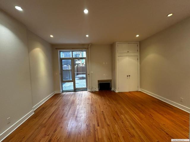 318 West 106th Street, New York, NY