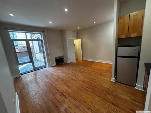 318 West 106th Street, New York, NY