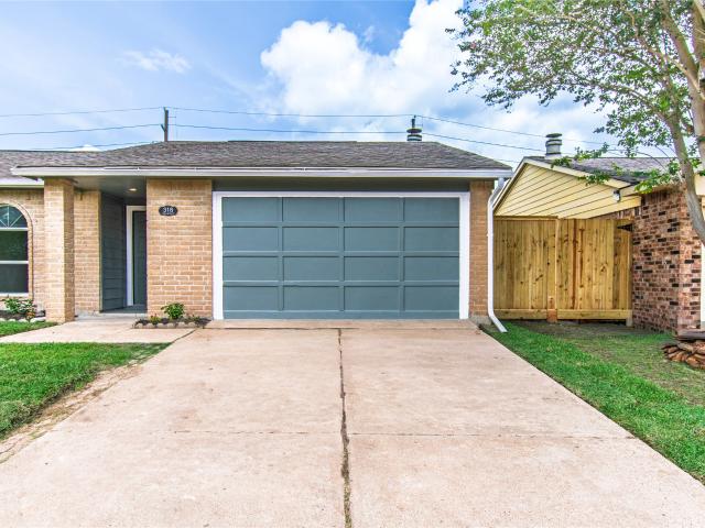 318 Willoughby Dr, Richmond, TX 77469 | MLS #63581 | Compass