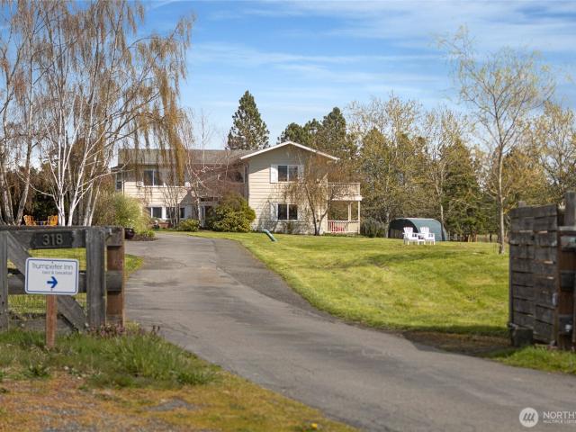 318 Trumpeter Way