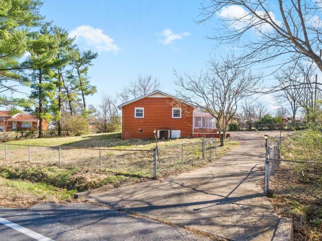 318 Verdun Dr