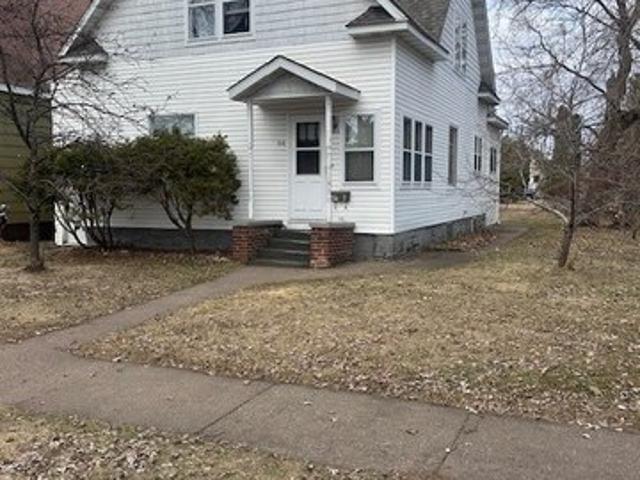 318 Vine St Unit 2, Spooner, WI 54801