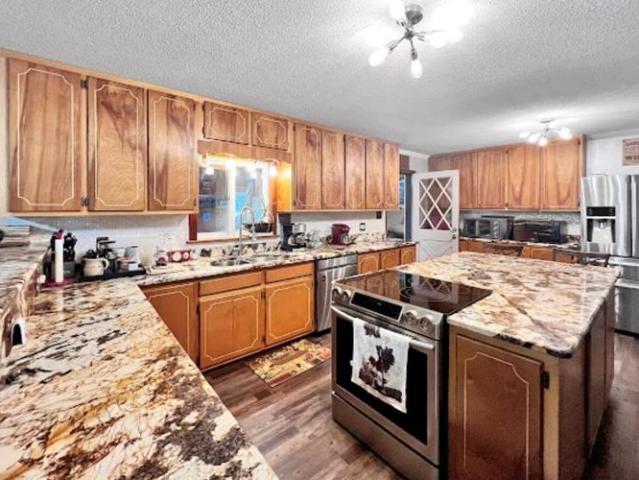 3194 Bay Ridge Dr, Crestview, FL 32539