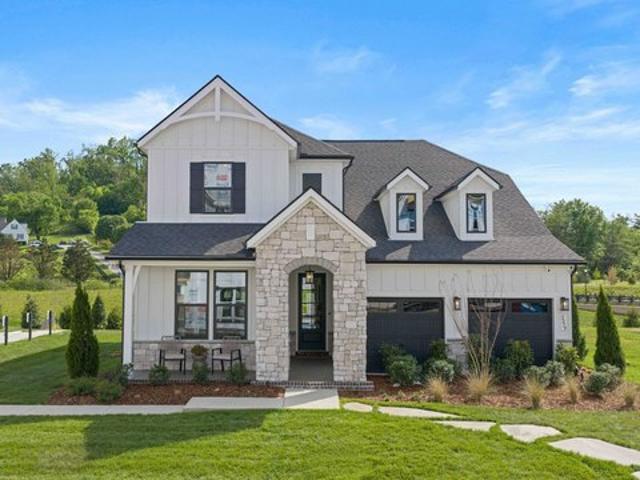 3194 Gerhard Dr, Thompsons Station, TN 37179