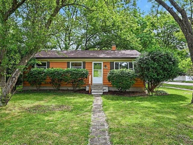 3195 Nordman Rd, Ann Arbor, MI 48108