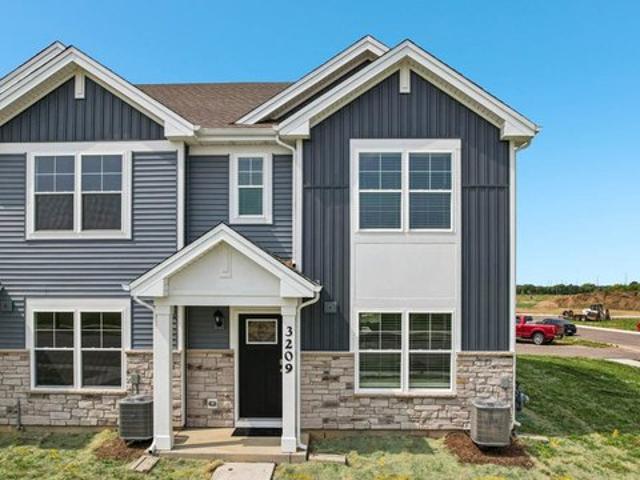 3195 Grande Trl, Yorkville, IL 60560