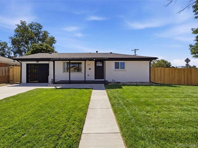 3195 Xanadu St, Aurora, CO 80011