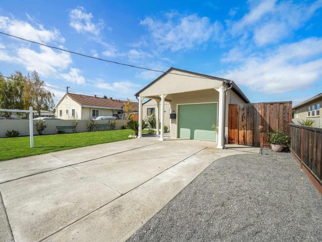 31967 Albany St