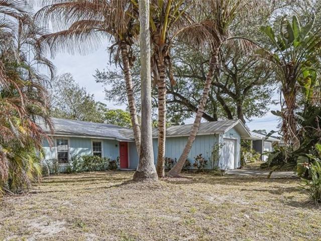 3196 1st Ln, Vero Beach, FL 32968